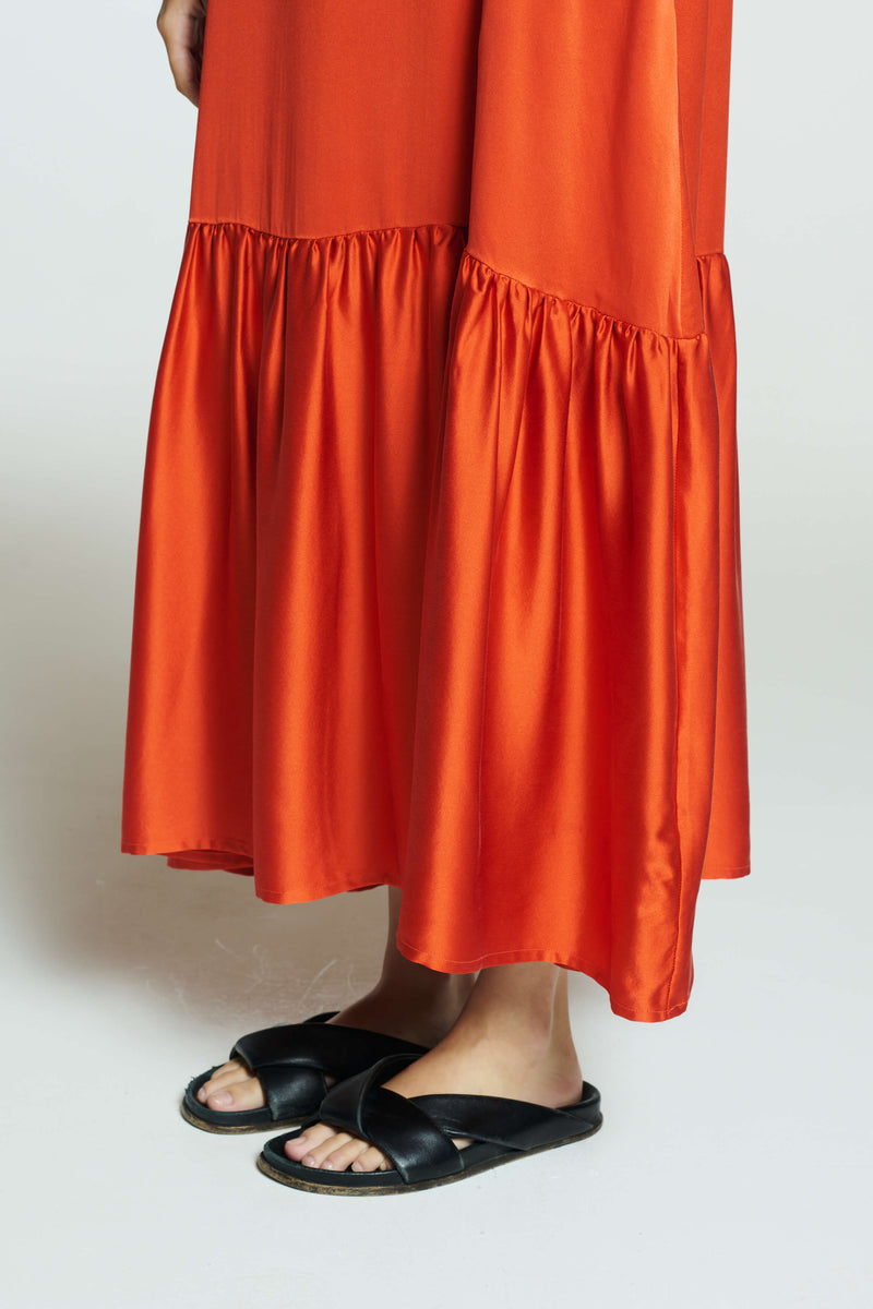 Luxury Silk & Linen Dresses for Women | Asceno - Shop Now